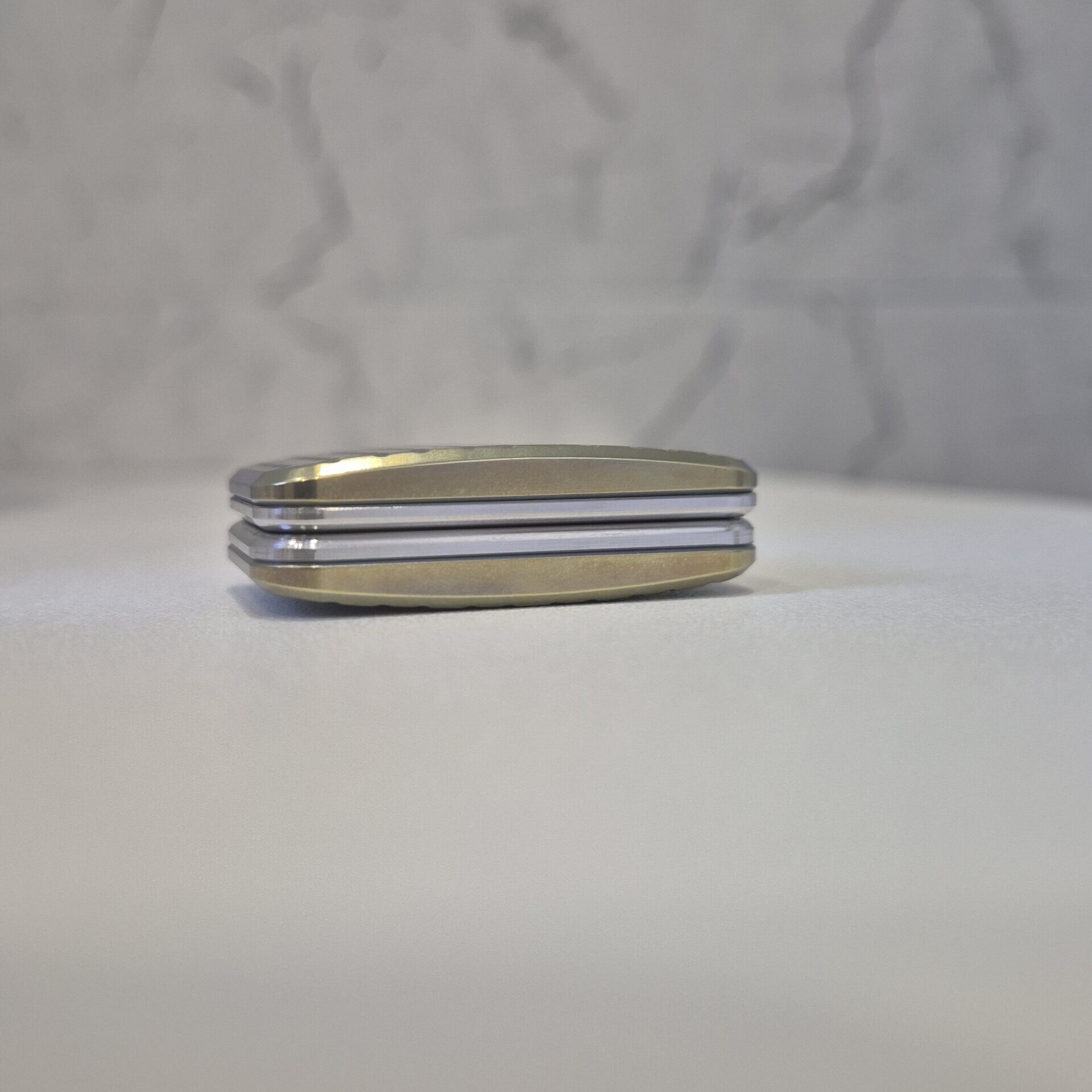 Mini Titanium Ergo Honeycomb Fidget Slider – KukoEDC